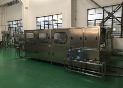 Cina 200bph 2 macchina di rifornimento delle bottiglie di acqua delle teste QGF-300 in vendita