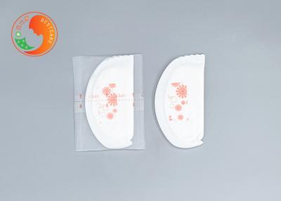 China Anti Overflow Disposable Nursing Pads Secure For Lactation Period for sale