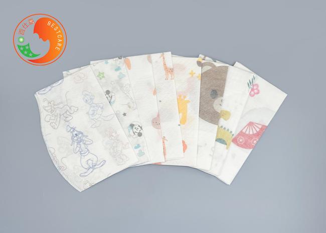 Disposable baby bibs product display