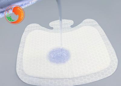 Cina Bavaglini assorbenti e a prova di perdite per la bava, bavaglini bianchi con design leggero in vendita