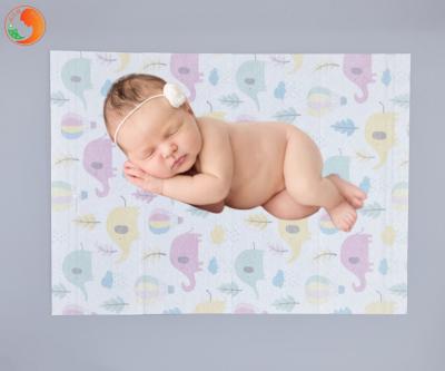 China Skin Friendly Durable Disposable Changing Pad Covers Disposable Nappy Changing Sheets for sale