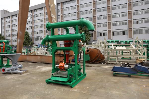 Quality Drilling Fluids Desander Machine 0.4kW Desander Centrifugal Water Pump 2215mm for sale