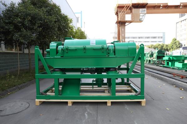 Quality Shale Gas Drilling Centrifugal Separator 1470 R / Min Sludge Decanter Centrifuge for sale