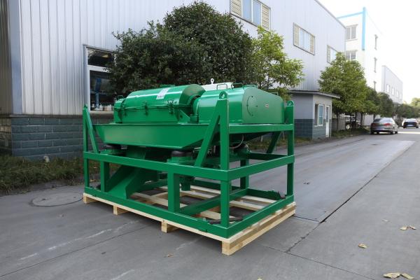 Quality 2500r/Min Drilling Mud Centrifuge 70m3/H Mud VFD Control​​ Decanter Centrifuge for sale
