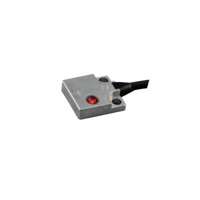 China Highly Accurate Pneumatic Cylinder Sensor With Red Indicator Light and IP67 Protection Rating ZPSC0092 for sale