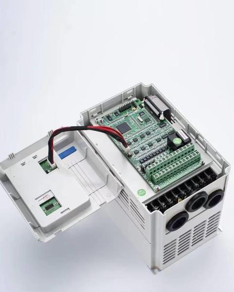 Quality Industrial 380V Three Phase VFD Inverter 18KW-90KW Open Loop Vector Control for sale