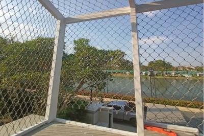 Китай Индивидуальная сетка из нержавеющей стали для ограждений 304 316 продается