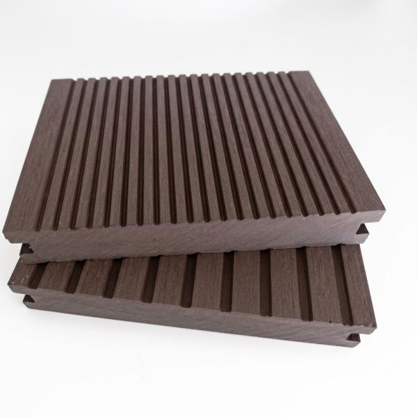 Quality Waterproof Anti-Slip Wood Grain 150x25mm Composite Decking Board Outdoor Patio for sale