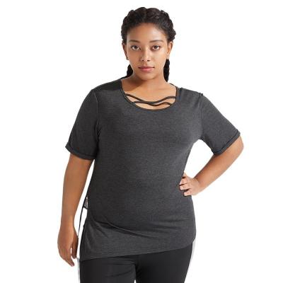 China De BSCI verklaarde Vrouwen plus de Slijtage van de Grootteyoga drogen Geschikte Donkere Grey Sports-T-shirt Te koop