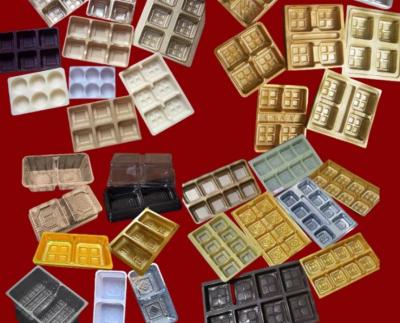 China Disposable PET Box with Heat Sealing and Custom Design for Chocolate, Fruit, and Cake Packaging - Recyclable for sale