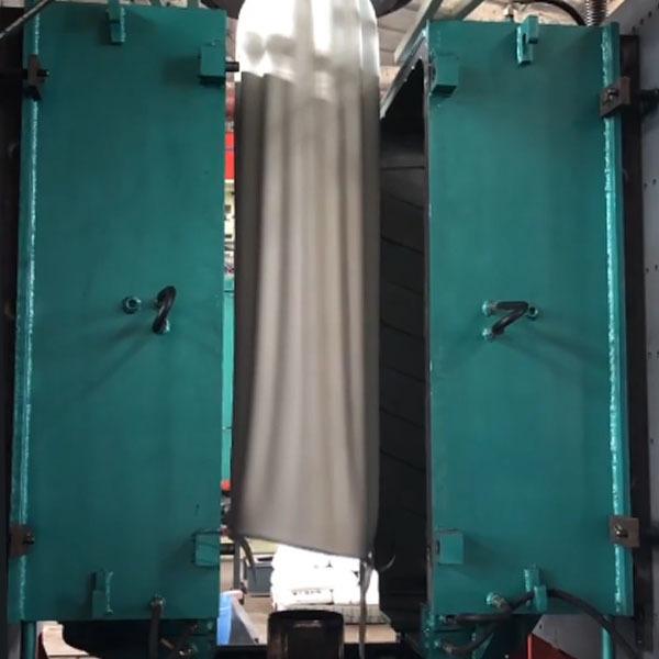 Quality Solar Compatible Plastic Water Tank Blow Molding Machine multi cavity PE/HDPE for sale