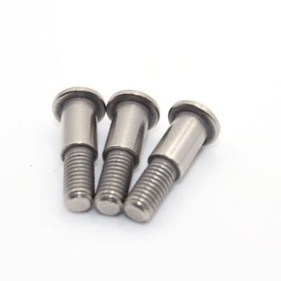 China Parafusos de máquinas de cabeça de botão de tomada hexadecimal de aço inoxidável com certificado ISO9001 2015 à venda