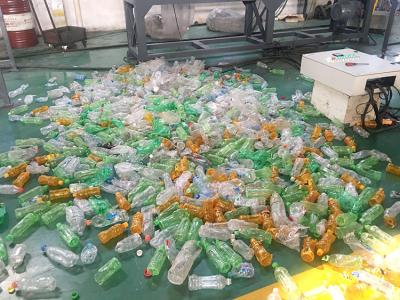 China 15kw Automatic Wine Bottle Label Remover Machine 5000kg/H PET Bottle Washing Line for sale