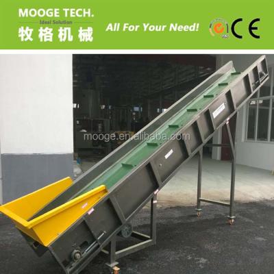 China Loading Unloading Chain Conveyor Machine Mobile Conveyor Belt For Bottles for sale