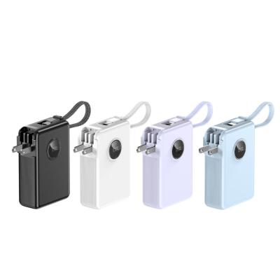China 22.5 Watt Power Bank 10000mah Super Fast Charging Power Bank With Data Cable for sale