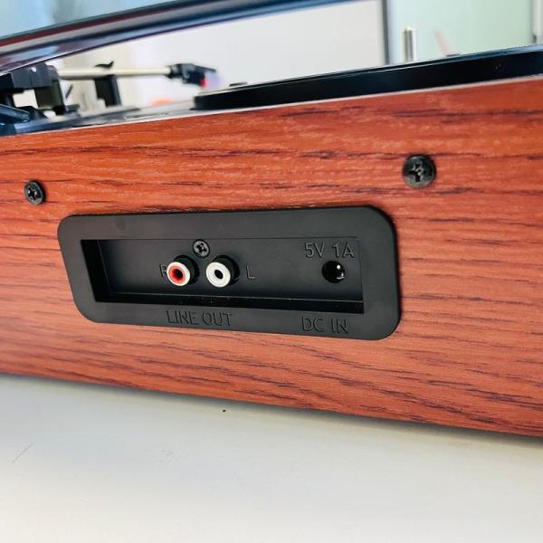 Quality Vintage Record Player With Built In Speakers , 3 Speed Turntable With Speakers for sale