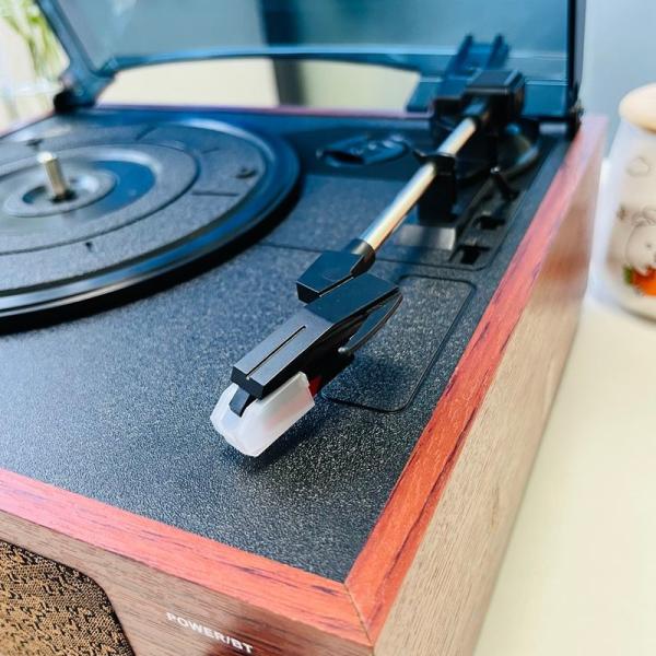 Quality Vintage Record Player With Built In Speakers , 3 Speed Turntable With Speakers for sale