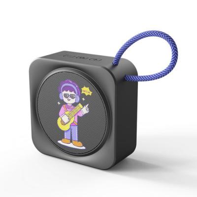China IPX5 Waterproof Portable Bluetooth Speakers , Sound Bluetooth Speaker With Lanyard for sale