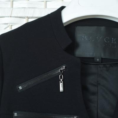 Cina Le giacche sportive casuali delle donne tricottate alla moda dimagriscono la misura con il rivestimento della macchia in vendita