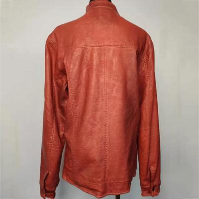 Cina Gli anti rivestimenti delle signore di modo della grinza, delicatamente mettono il bomber in cortocircuito rosso in vendita