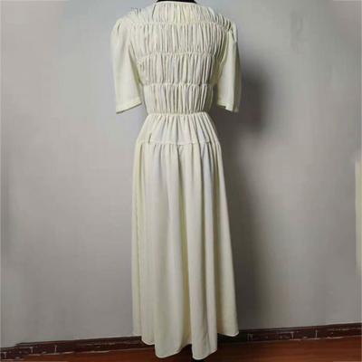 Cina I vestiti eleganti dalle signore bianche di Smocked, alto Waisted hanno pieghettato il vestito del Midi in vendita