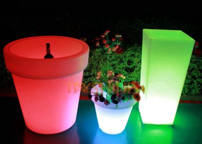 China Wasser beständige PET LED Glühen-Möbel, BADEKURORT/leuchtender LED Blumen-Topf der Bar-/Kneipe zu verkaufen