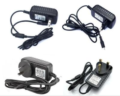 China 12 de Adapter Ac Gelijkstroom van de watts500mah 1a 2a 2.5a 12v Macht ons Brits Au van de EU 2 Jaar Garantie Te koop