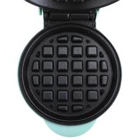 China Electric Mini Waffle Maker 550W Non-Stick Plates Personal Breakfast Waffle Maker 120V for sale