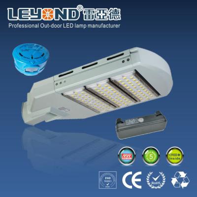 Cina IP66 luminosi eccellenti impermeabilizzano l'illuminazione di via del LED, luci principali strada 110lm - 120lm/w in vendita