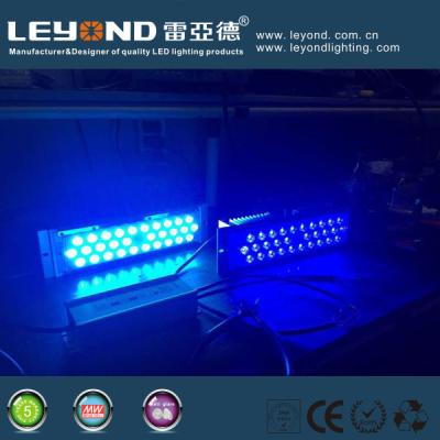 China de lichten van de Kerstmisprojector kleuren de veranderende van de LEIDENE lichten Module40w dmx rgb geleide vloed Te koop
