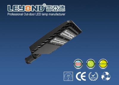China 160lm/W a presión los accesorios del soporte de la caja de zapatos de la luz del estacionamiento del alumbrado público 100W de la fundición LED con el conductor de Meanwell en venta