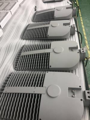 Cina Le luci solari di alto potere di decadimento della scarsa visibilità, IP65 hanno condotto la lampada della strada nessuna luce intermittente nessun UGR in vendita
