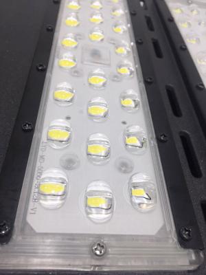Cina Le luci solari di alto potere di decadimento della scarsa visibilità, IP65 hanno condotto la lampada della strada nessuna luce intermittente nessun UGR in vendita