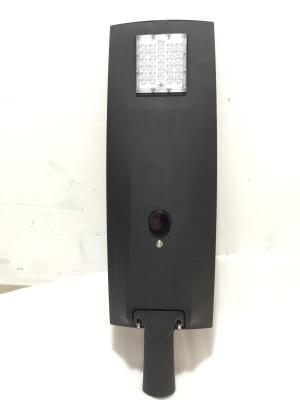 Cina Il silicio Lumileds Luxeon 5050 del monocristallo di illuminazione di via di 18650 batterie al litio LED scheggia 160-170lm/w in vendita