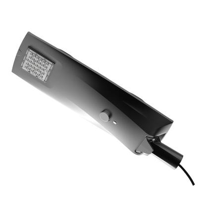 Cina Batteria al litio MPPT 50w intelligente 8000lm tutto in un'iluminazione pubblica solare IP65 del LED impermeabile in vendita