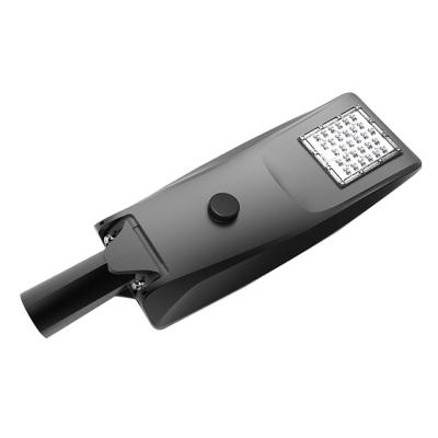 中国 MPPTのコントローラー4800LM 160lm/W LEDの太陽電池パネルライト30Ah 販売のため