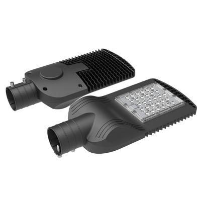Cina Illuminazione di via all'aperto di IP65 30w 40w 50w 60w LED per il raccordo stradale urbano in vendita