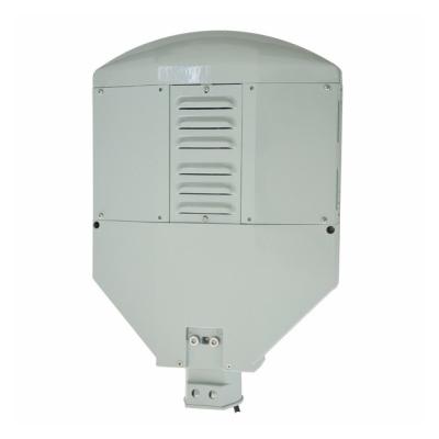 Cina 100w Ip66 Waterproof High Efficiency Classic Led Street Light in vendita