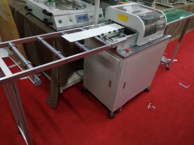Cina Macchina del PWB Depaneling di regolato per la separazione del bordo lungo di MCPCB LED a coltelli multipli in vendita