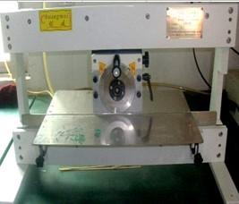 Cina V-segnare la macchina del PWB Depaneling, separatore V tagliato del PWB in vendita