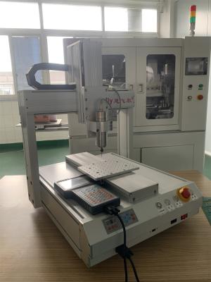 Cina Router in linea/fuori linea di CNC del PWB con l'area di lavoro dell'asse 830mm*580mm*50mm del manipolatore in vendita