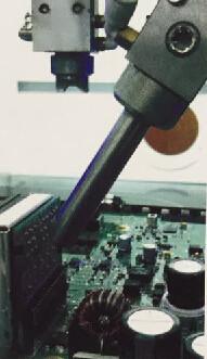 PCBAの0.02mmの精密倍のノズルが付いている等角のコータ