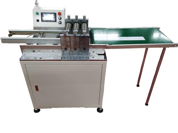 異なった物質的な板のための自動MultibladesのV切断機械をdepaneling PCB