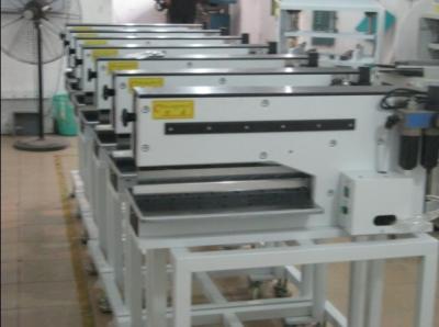 China Máquina do separador do PWB com conduzido pneumaticamente duas lâminas lineares à venda