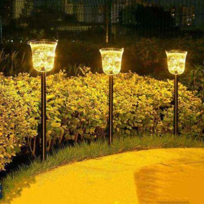 China Decorative Solar Garden Light with 60lm/w Luminous Efficiency and 50000 Charging Time for sale