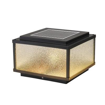 China 5000 Working Lifetime Hour Solar Outdoor Courtyard Door Post Light for Lawn Club for sale