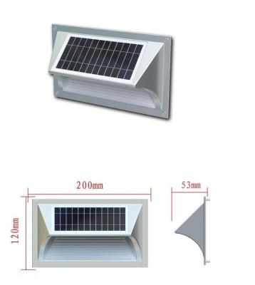 中国 50000 時間 作業 時間 暖かい 白色 LED 太陽 ステップ 壁 ライト 販売のため