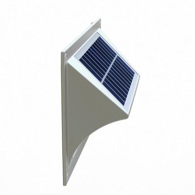 中国 50000 時間 作業 時間 暖かい 白色 LED 太陽 ステップ 壁 ライト 販売のため