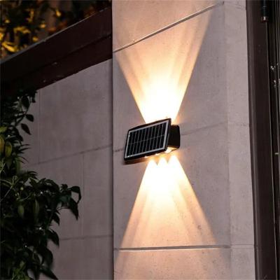 China Villa Highlight Wall Garden Solar Courtyard Light with 80 Ra Color Rendering Index for sale