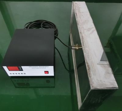 Cina Trasduttore ultrasonico Immersible del contenitore 20KHZ di metallo per pulizia o la separazione in vendita